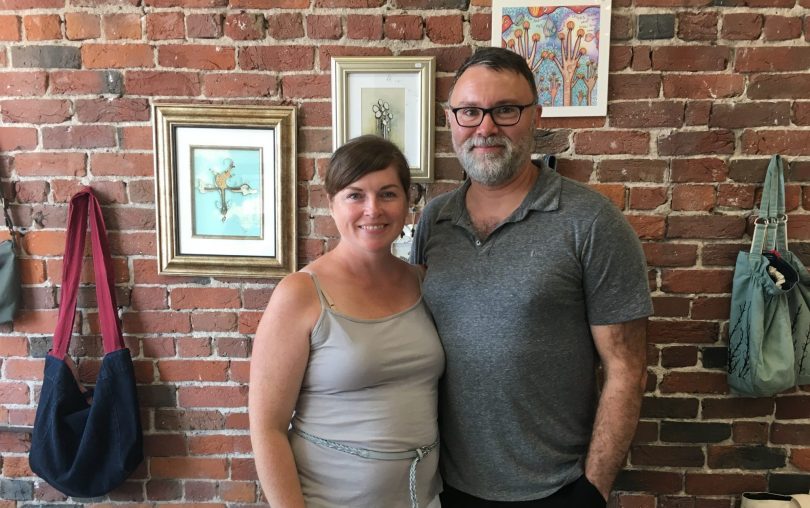 What's On My Desk: Jessica Doyle and Chris Day - Huddle.Today